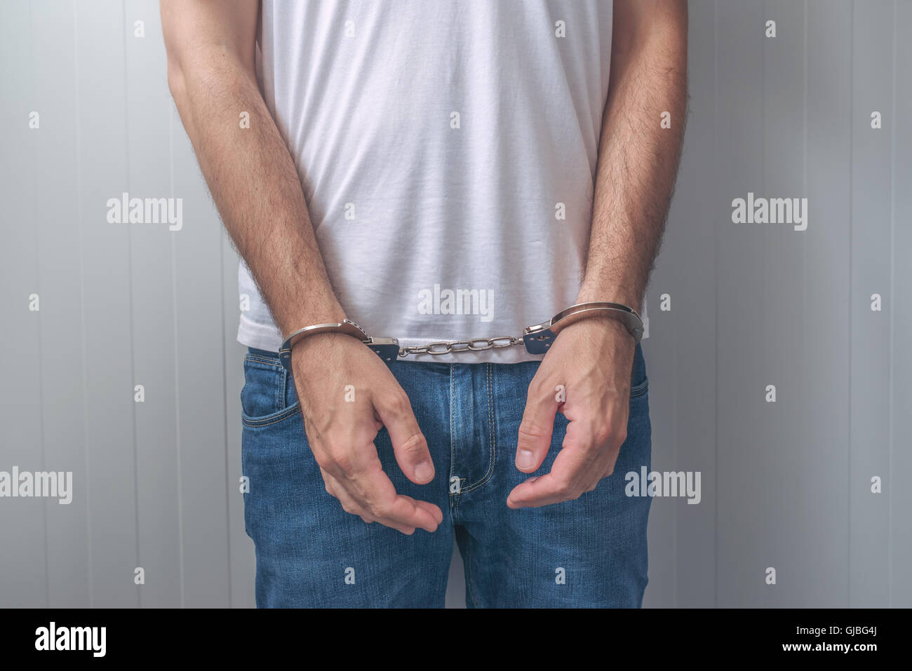 Verhafteter mann -Fotos und -Bildmaterial in hoher Auflösung – Alamy