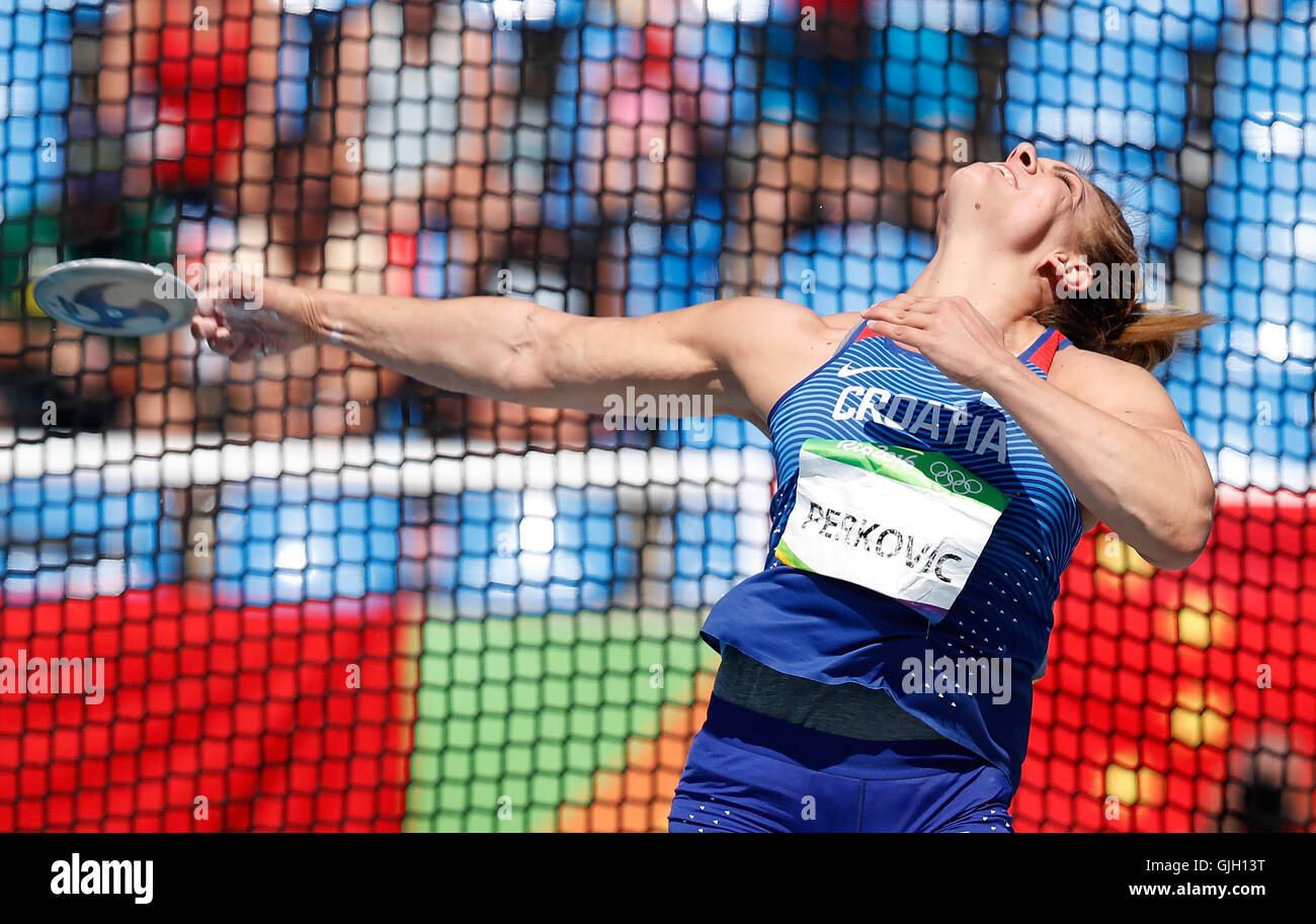 Perkovic croatia competes in discus -Fotos und -Bildmaterial in hoher ...