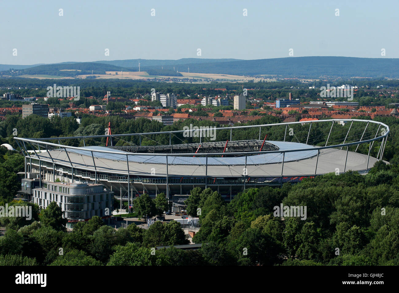 Hanover 96 football stadium -Fotos und -Bildmaterial in hoher Auflösung ...
