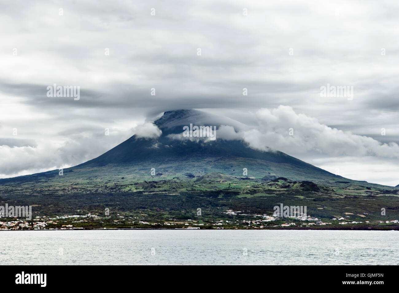 Pico spitze -Fotos und -Bildmaterial in hoher Auflösung – Alamy
