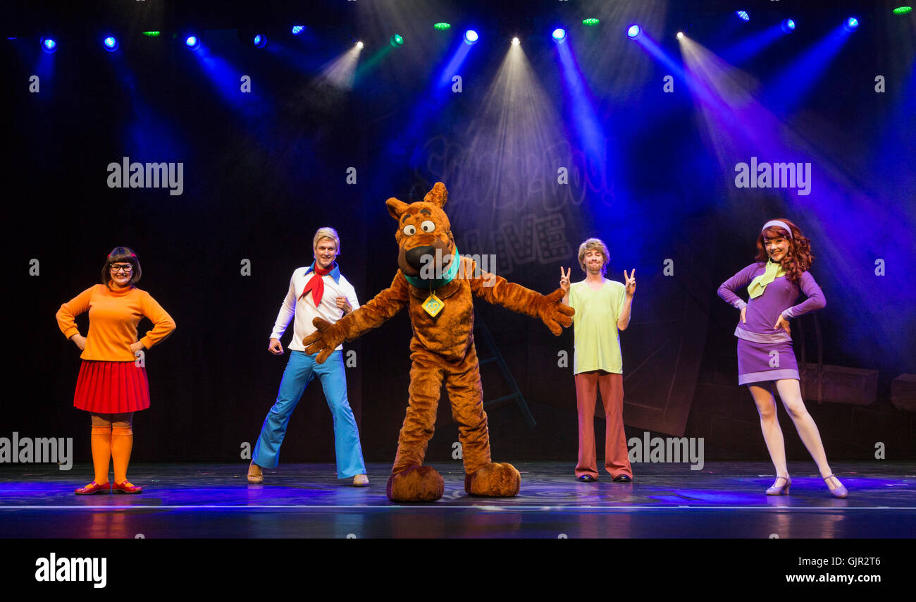 Die charlie drake show -Fotos und -Bildmaterial in hoher Auflösung – Alamy
