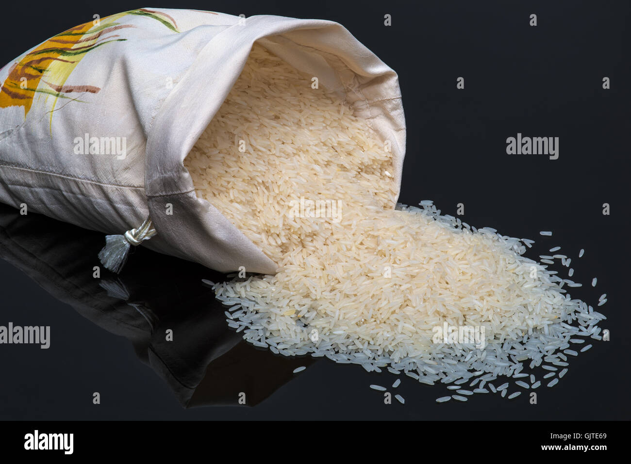 Weißer reis des jasmins -Fotos und -Bildmaterial in hoher Auflösung – Alamy