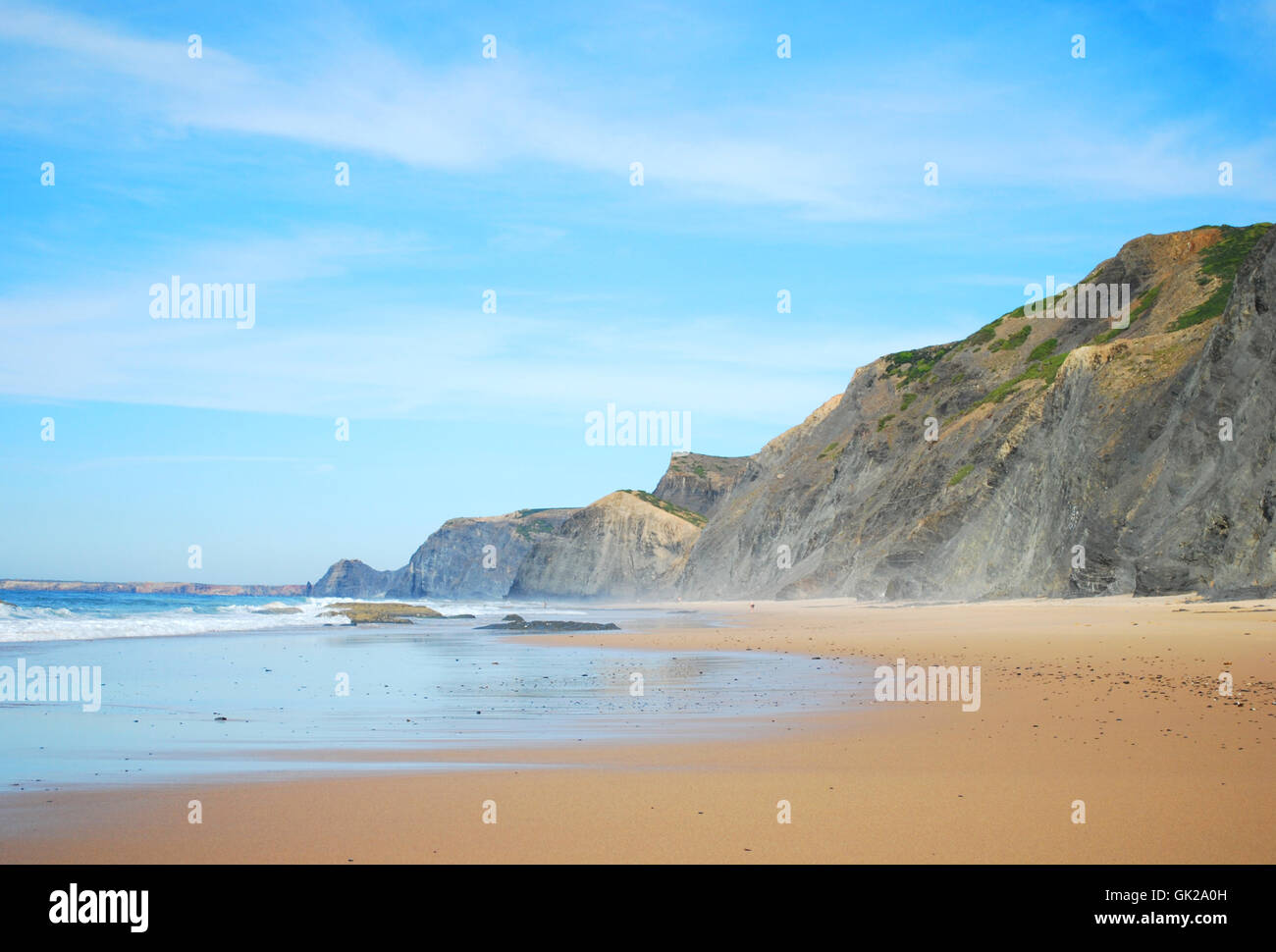 Berge strand -Fotos und -Bildmaterial in hoher Auflösung – Alamy