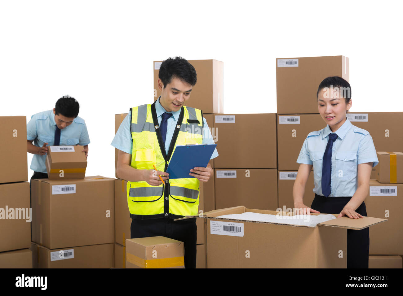 Logistics Warehouse Staff Inspect Goods Stockfotos und -bilder Kaufen ...