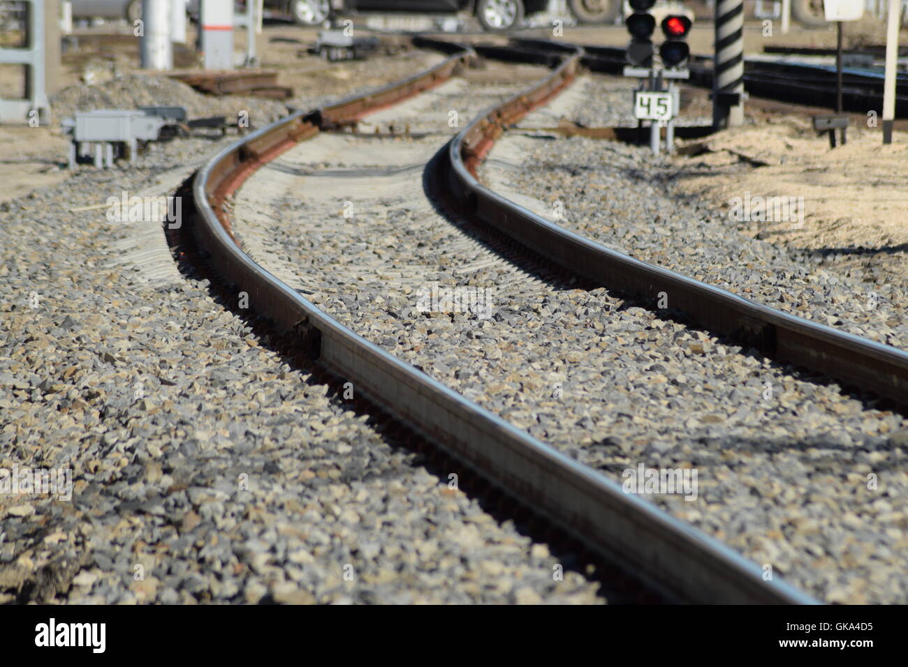 Gleise am Bahnhof. Die neue Bahn Stockfotografie - Alamy