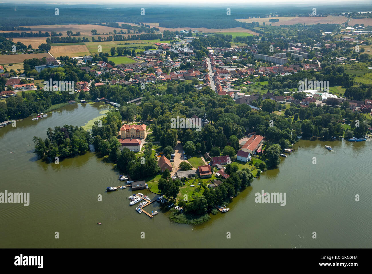 Luftaufnahme, Insel Schloss Mirow mit Johanniter-Kirche, Burg 3 ...