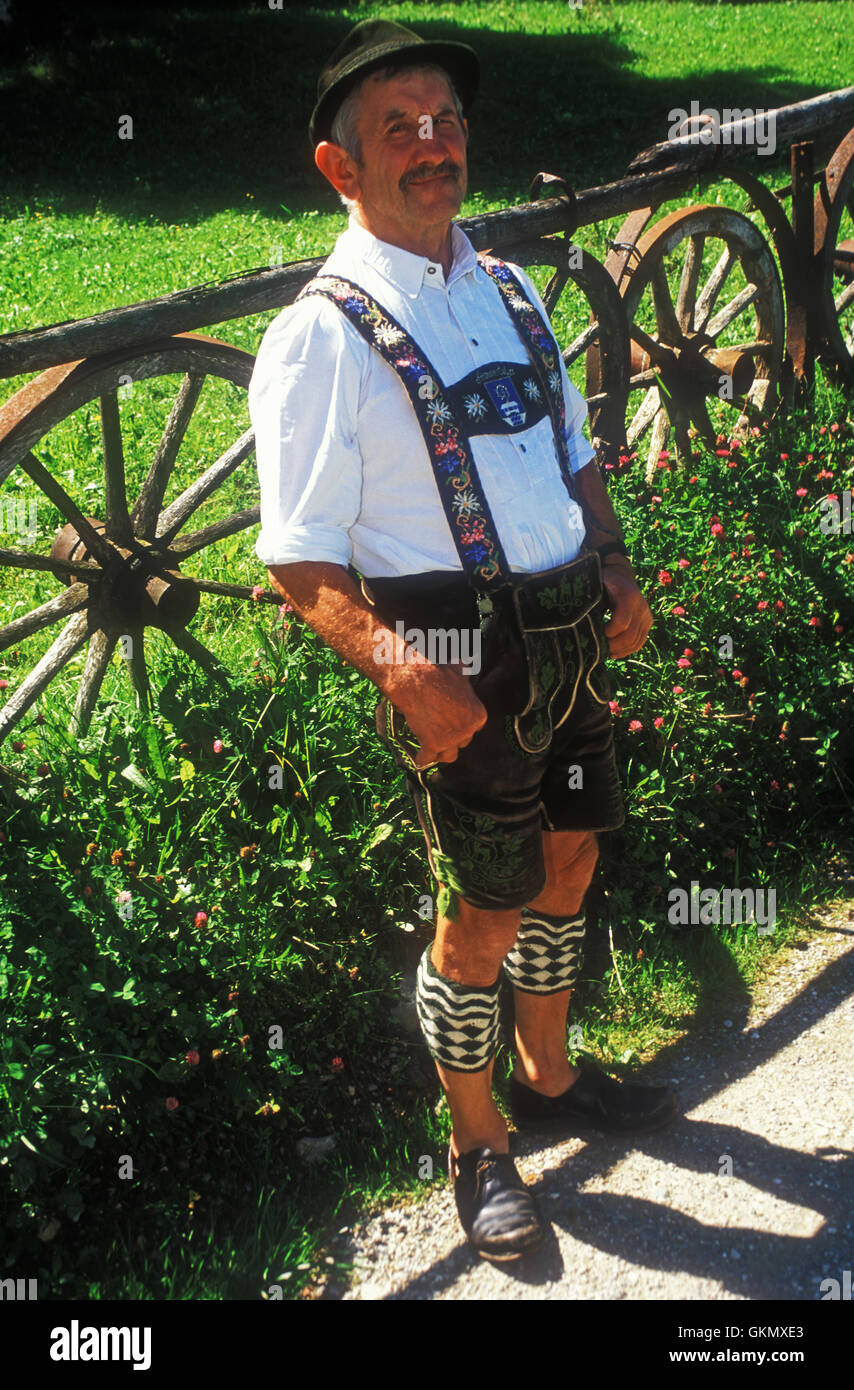 Faszinierend Bayerische Tracht Fr Mnner Fotos