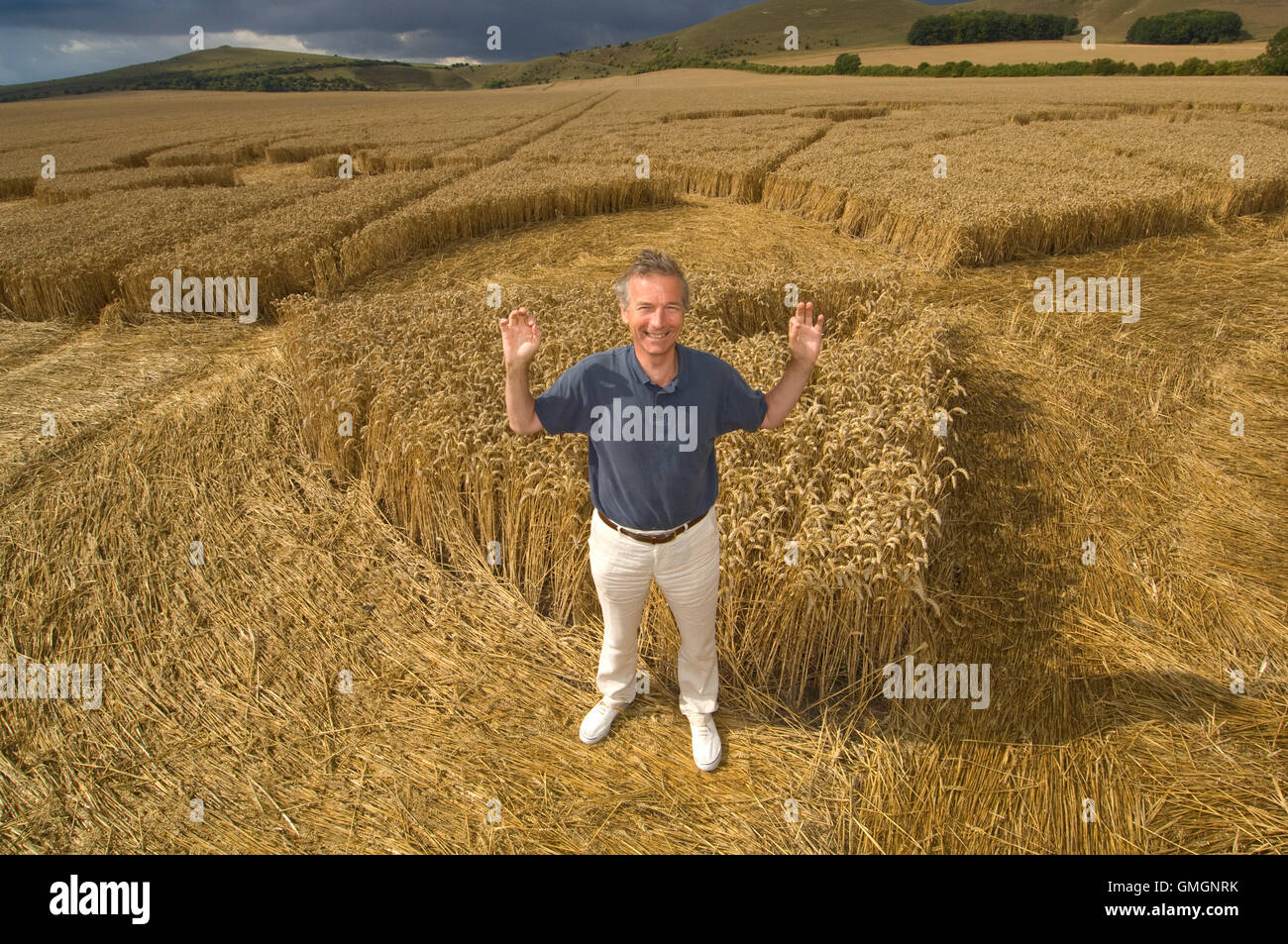Crop circles aliens -Fotos und -Bildmaterial in hoher Auflösung – Alamy