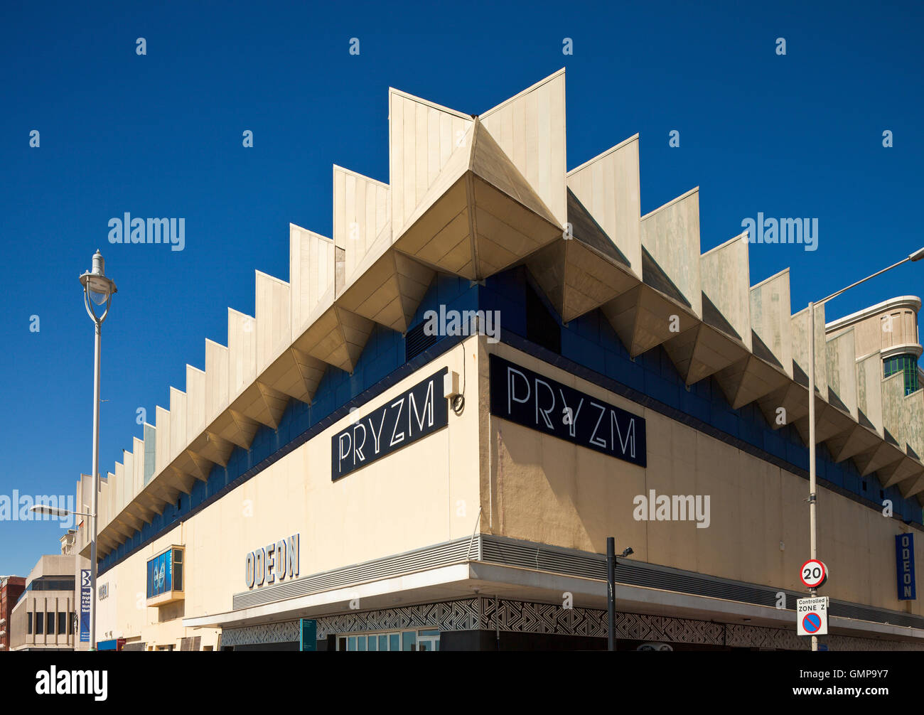 Pryzm nachtclub -Fotos und -Bildmaterial in hoher Auflösung – Alamy