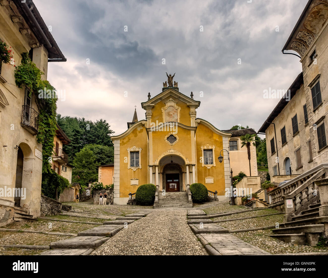 Santa maria assunta kirche orta san giulio see orta -Fotos und ...