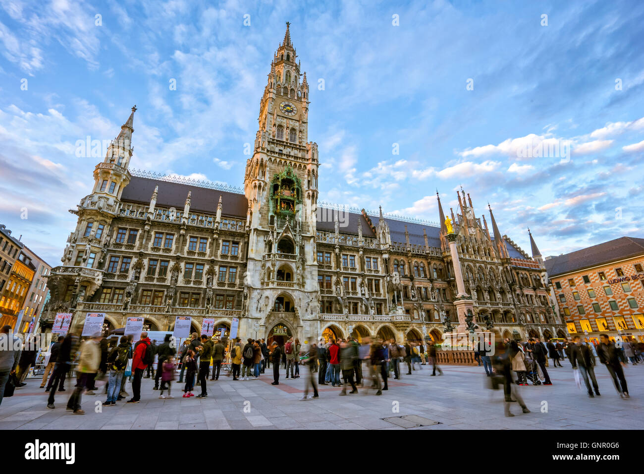 Platz Marienplatz Stockfotos und -bilder Kaufen - Alamy