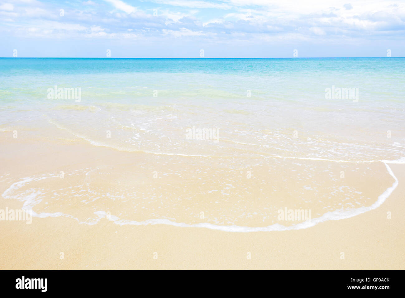 Strand meerwasser sommer ozean -Fotos und -Bildmaterial in hoher ...