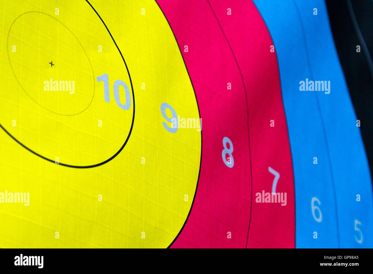 Archery target -Fotos und -Bildmaterial in hoher Auflösung – Alamy