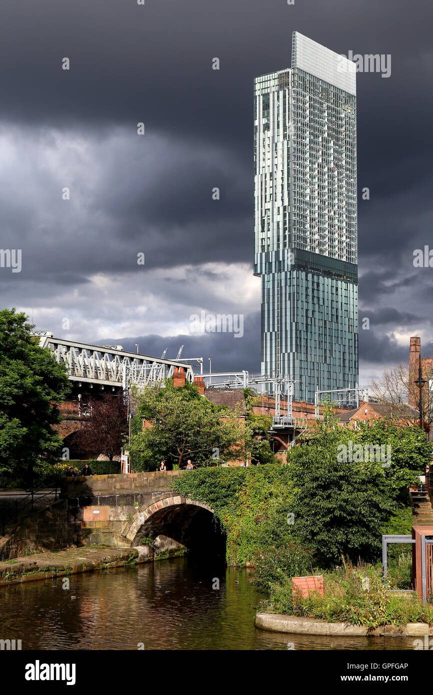 Hilton tower bridge hotel -Fotos und -Bildmaterial in hoher Auflösung ...