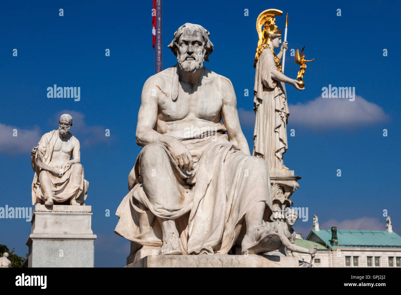 Statuen von Thukydides, Polybios und Pallas Athene an österreichische ...
