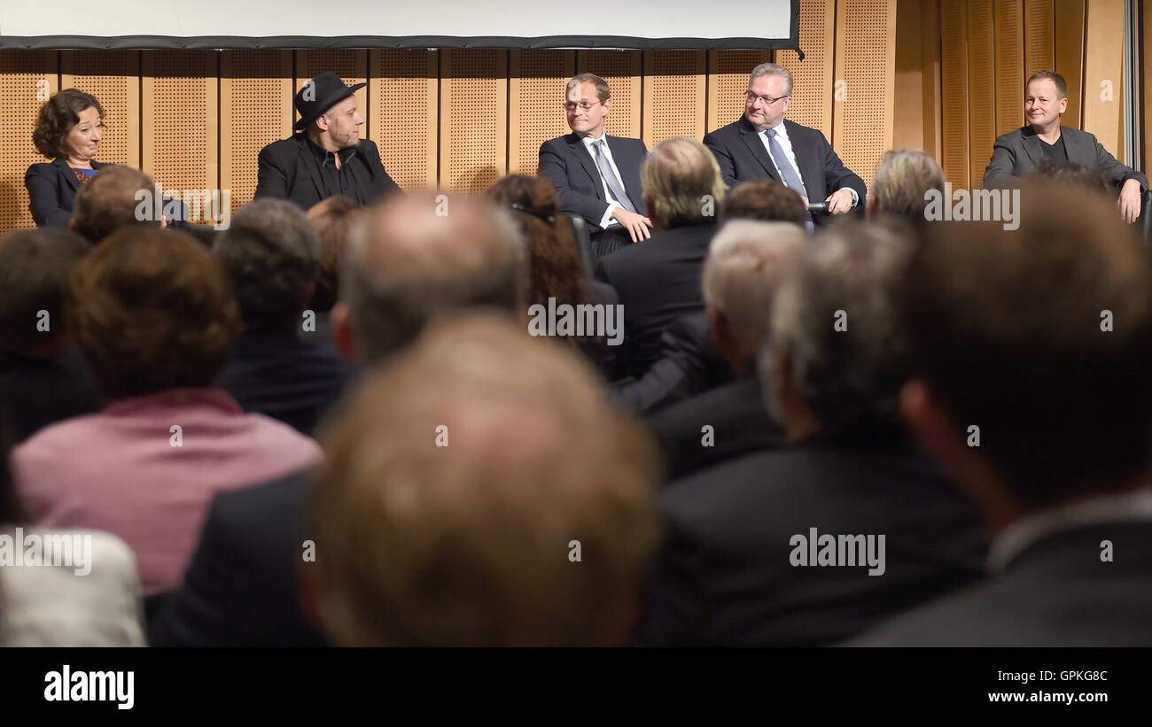 Bruno kramm -Fotos und -Bildmaterial in hoher Auflösung – Alamy