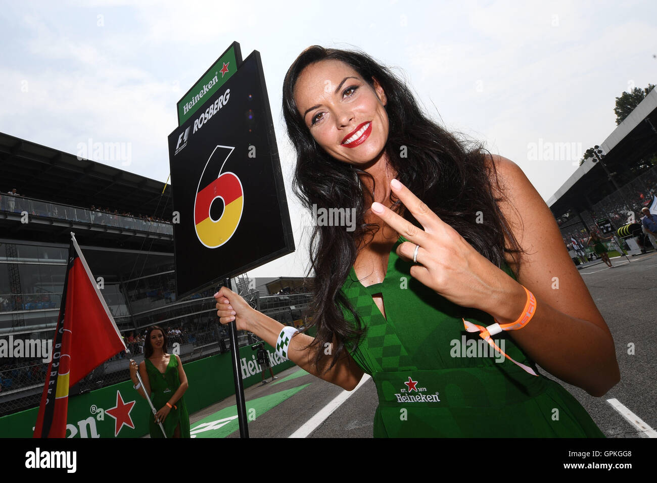 Grid girl formula one -Fotos und -Bildmaterial in hoher Auflösung – Alamy