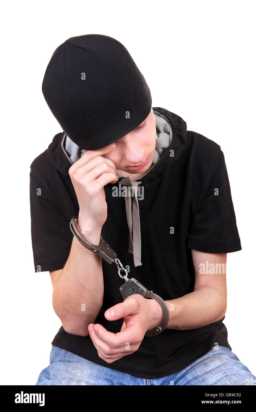 Teenager in handschellen -Fotos und -Bildmaterial in hoher Auflösung ...