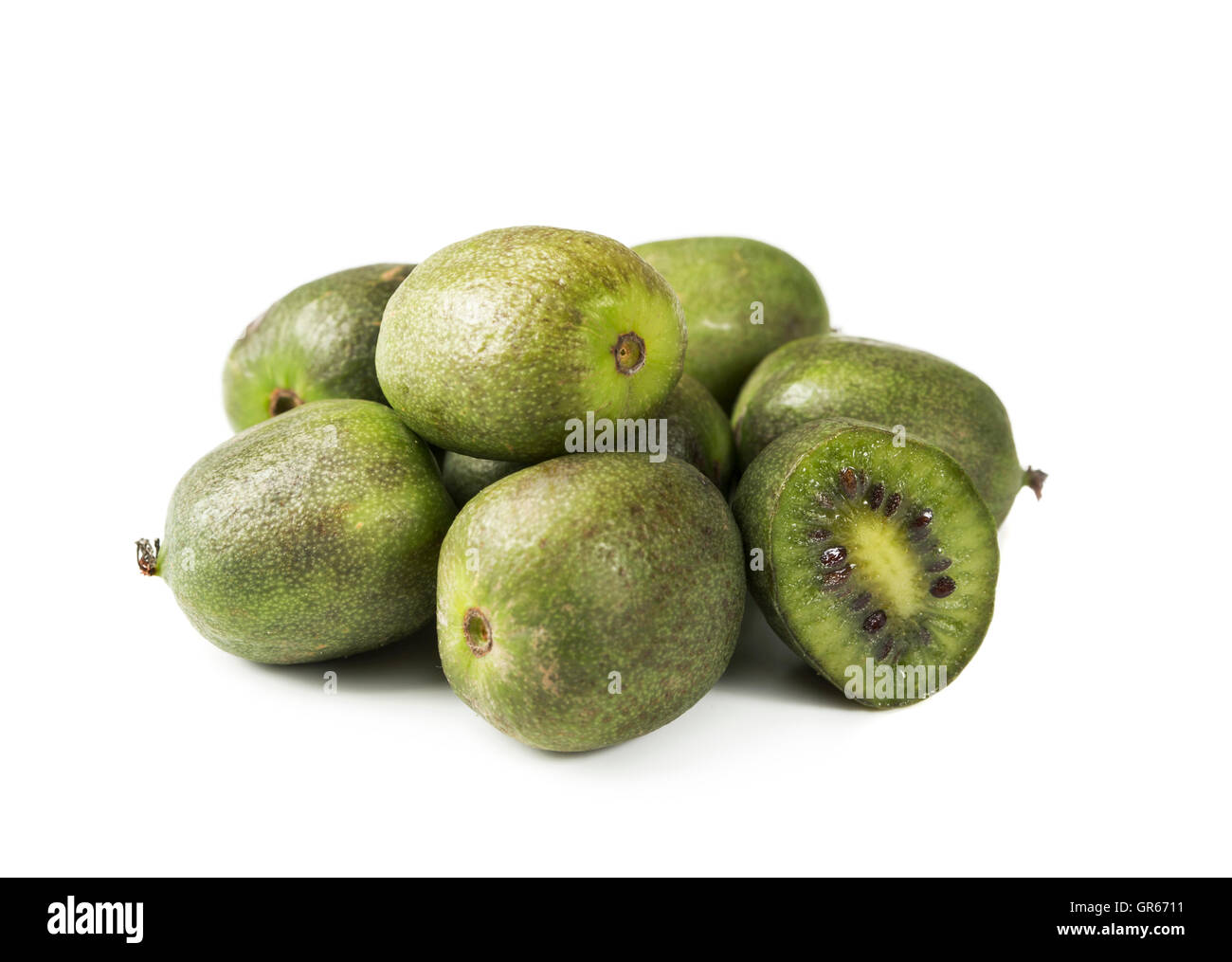 Mini kiwi plant -Fotos und -Bildmaterial in hoher Auflösung – Alamy