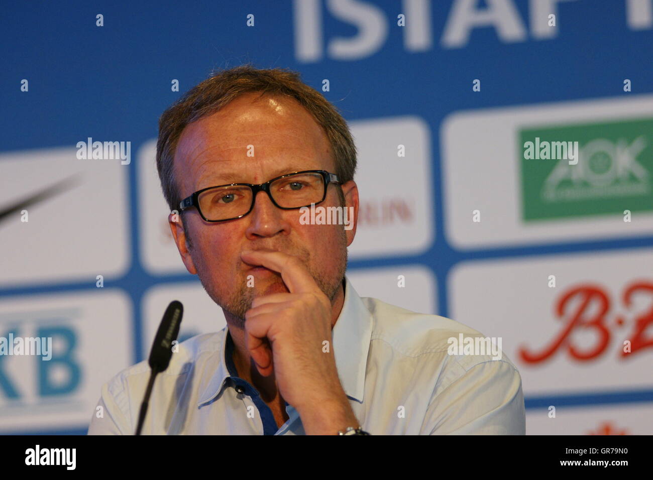 Martin der mensch -Fotos und -Bildmaterial in hoher Auflösung – Alamy