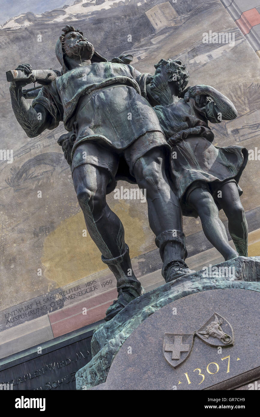 Monument to wilhelm tell -Fotos und -Bildmaterial in hoher Auflösung ...