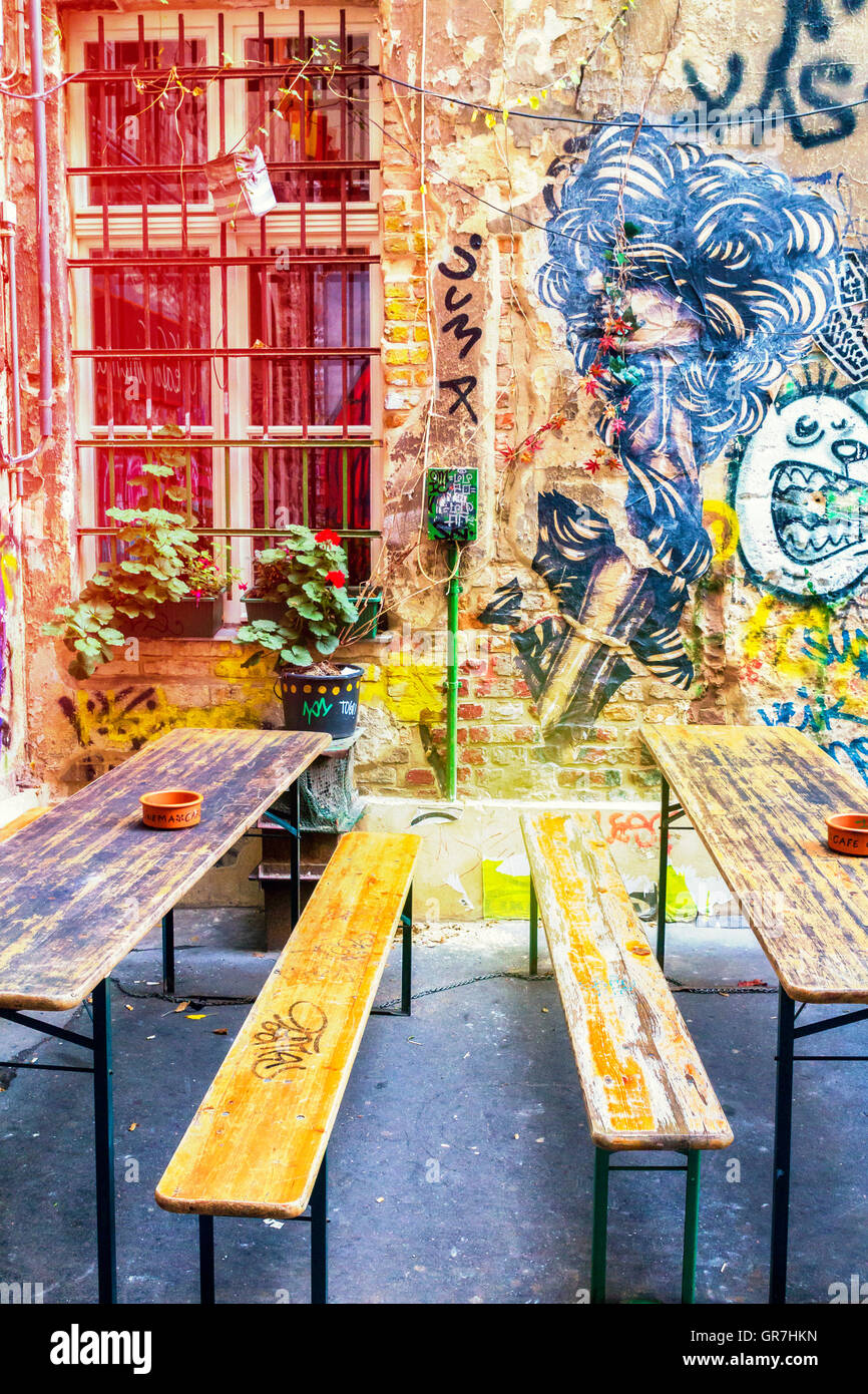 Berliner hinterhof -Fotos und -Bildmaterial in hoher Auflösung – Alamy