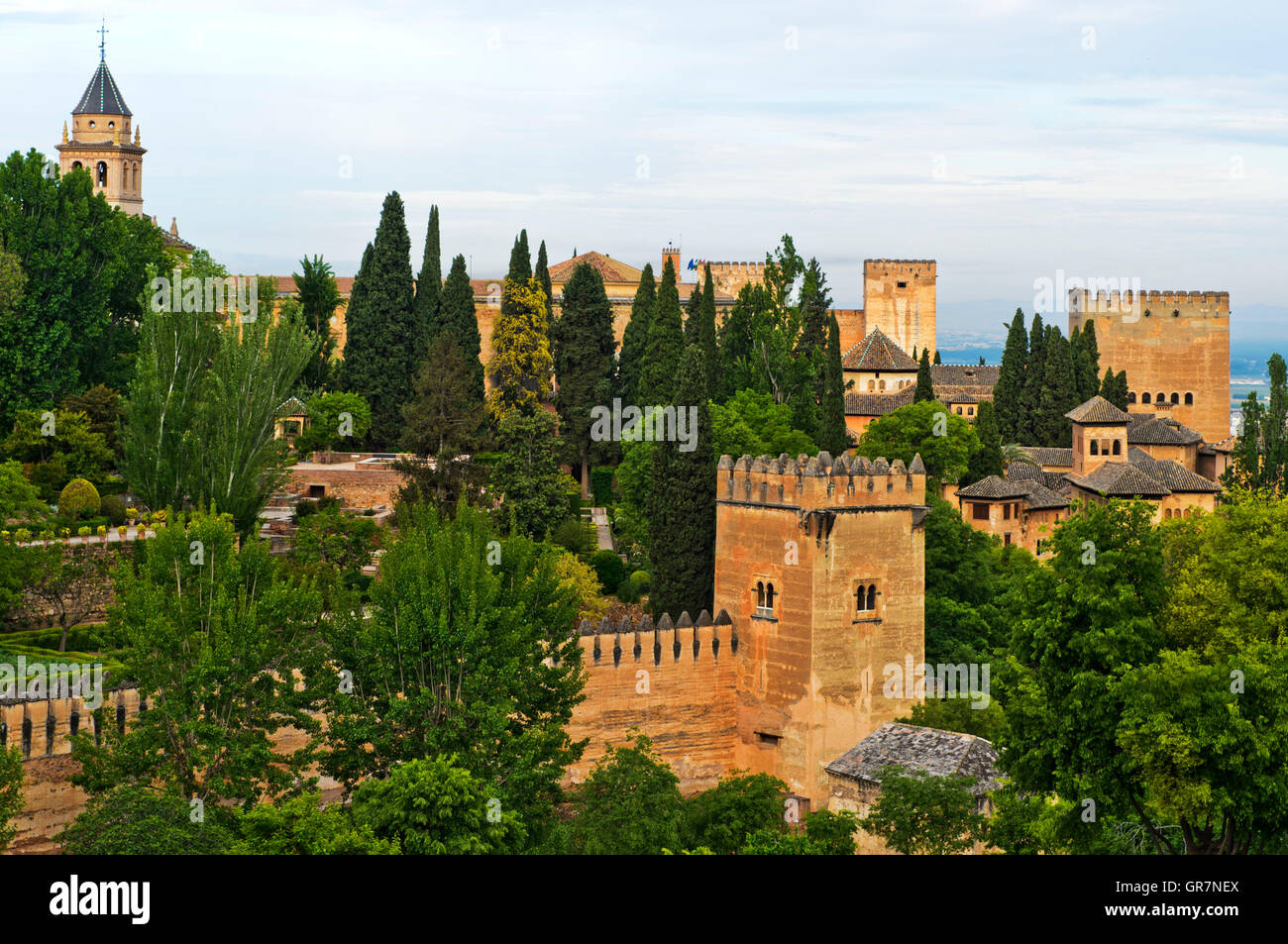 Burg Alhambra auf Sabikah Hügel, Granada, Spanien Stockfotografie - Alamy