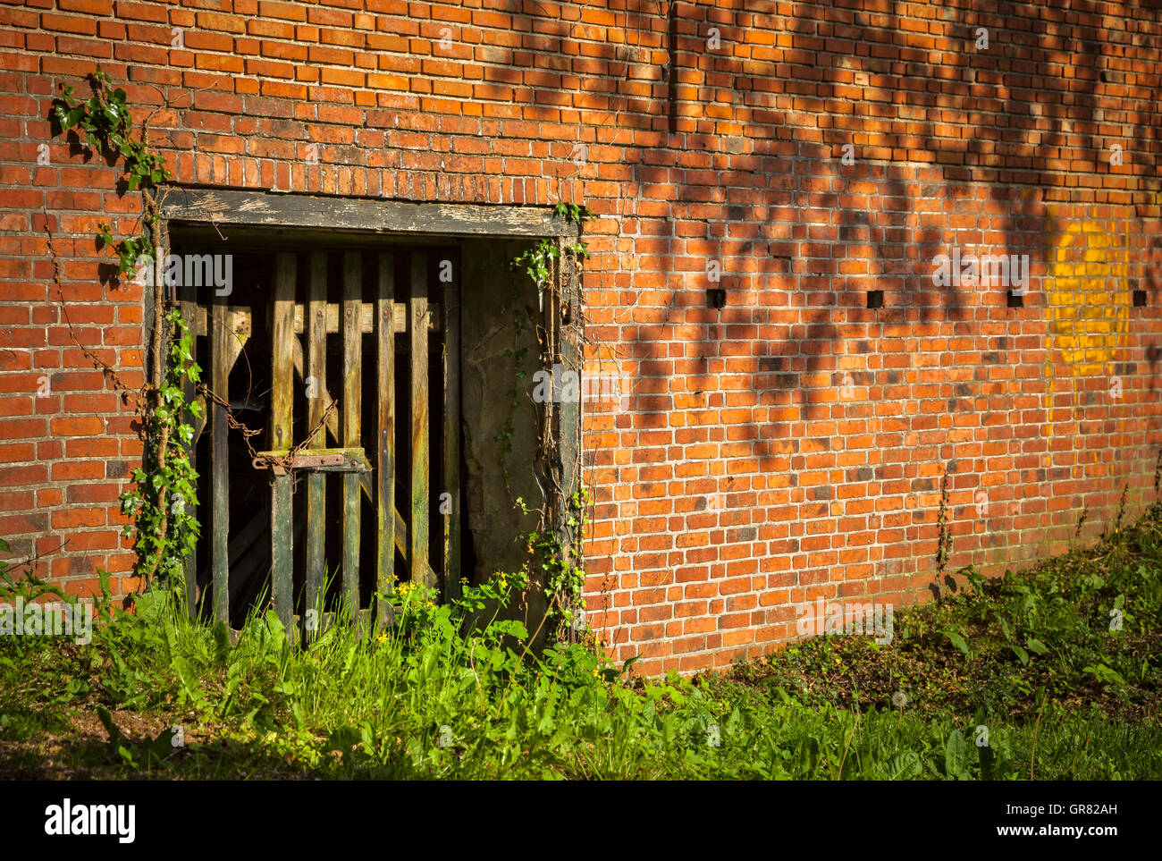Versteckter Keller Fotos Und Bildmaterial In Hoher Auflösung Alamy