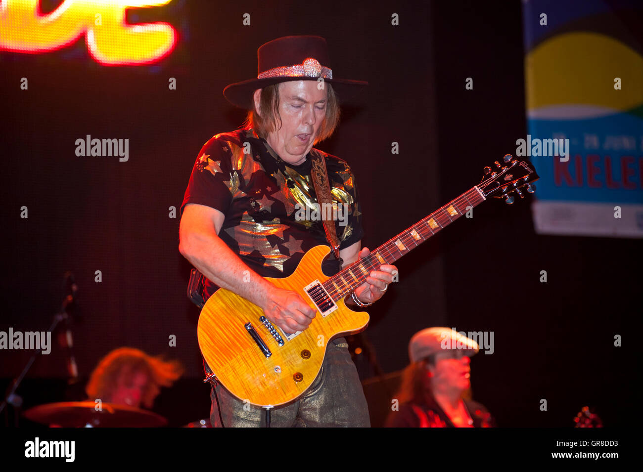 Slade Band Stockfotos und -bilder Kaufen - Seite 2 - Alamy