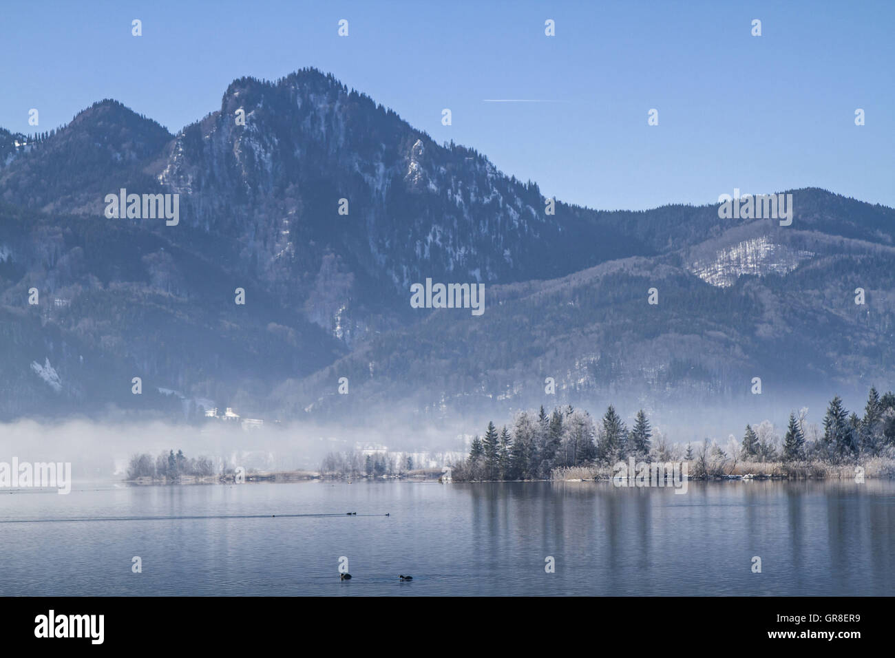 Kochelsee winter -Fotos und -Bildmaterial in hoher Auflösung – Alamy