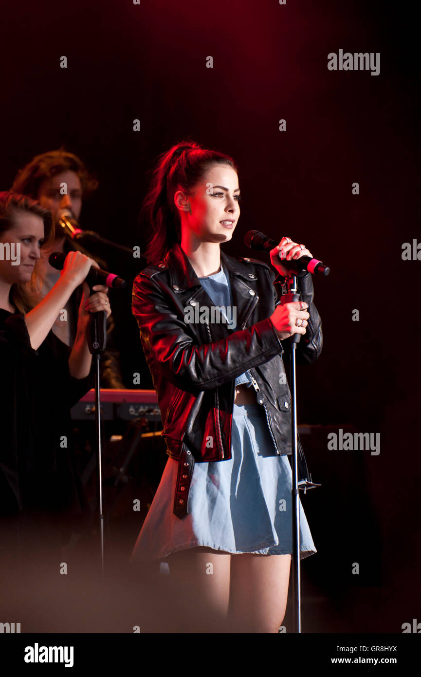 German singer lena meyer landrut -Fotos und -Bildmaterial in hoher ...