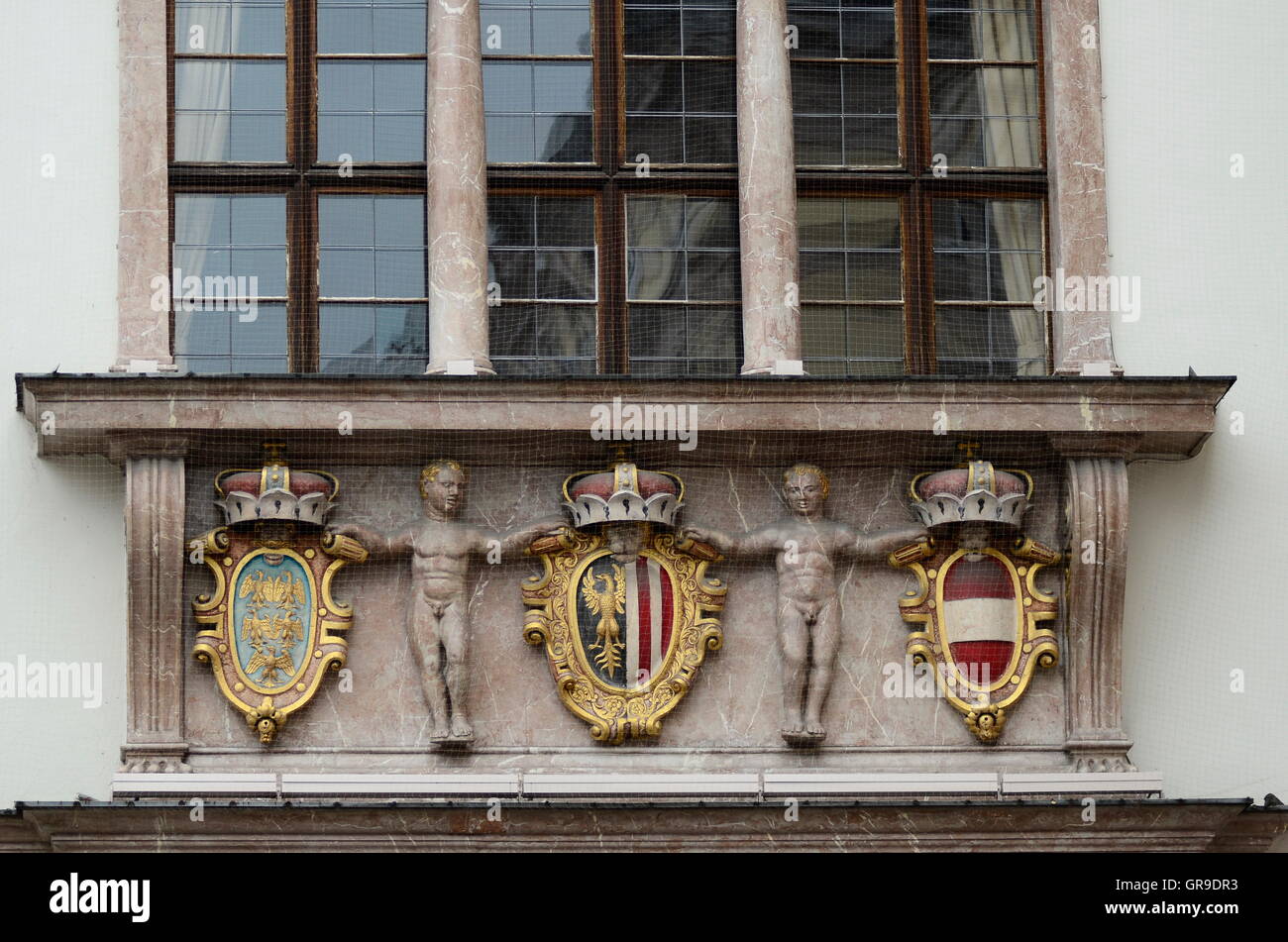 Landhaus Linz, Passage Wappen Stockfotografie - Alamy
