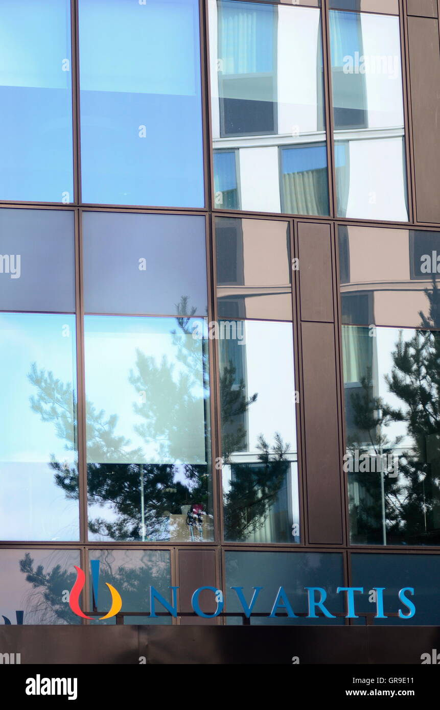 Hauptsitz von novartis -Fotos und -Bildmaterial in hoher Auflösung – Alamy