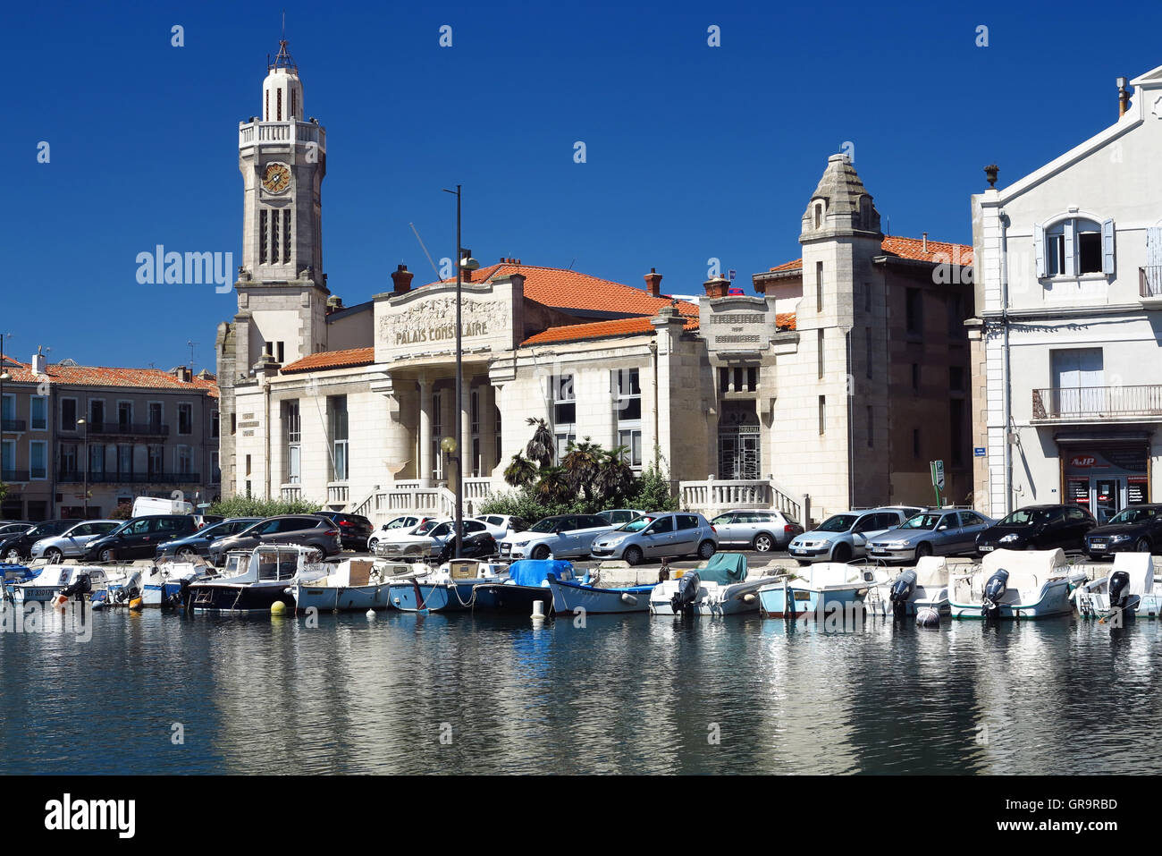 Sete hafen -Fotos und -Bildmaterial in hoher Auflösung – Alamy