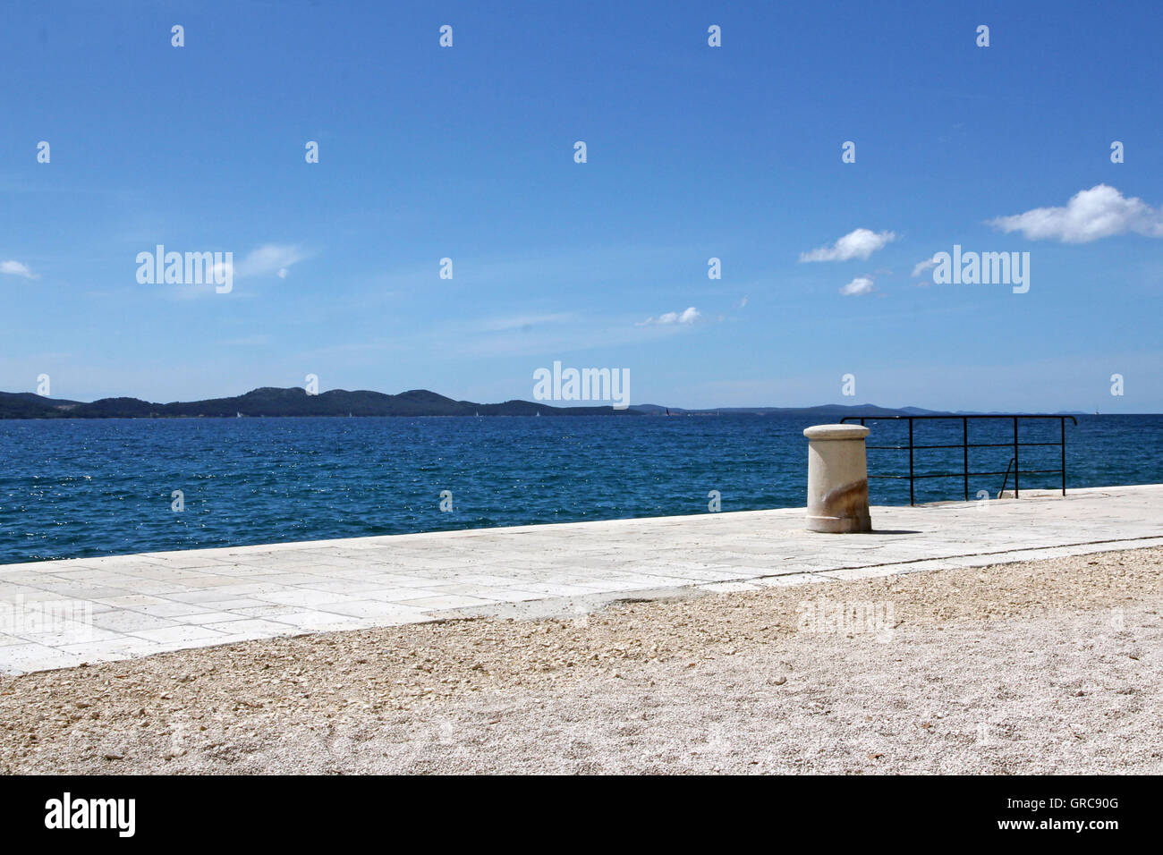 Zadar Sea Promenade Stockfotos & Zadar Sea Promenade Bilder - Seite 2 ...