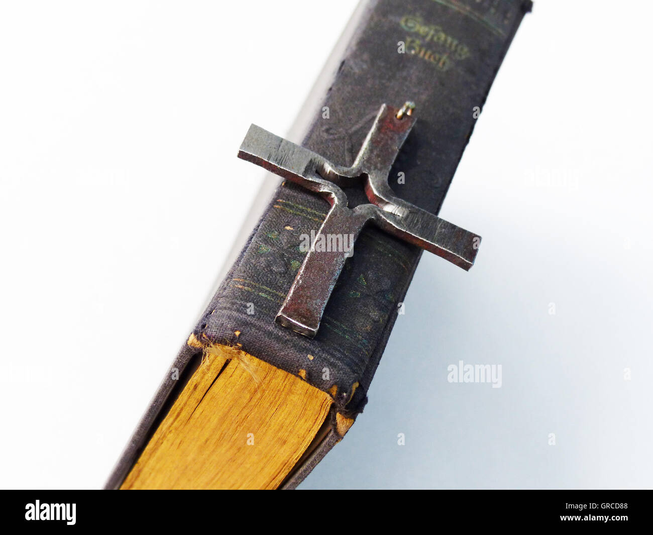 Kreuzsymbol des glaubens -Fotos und -Bildmaterial in hoher Auflösung – Alamy