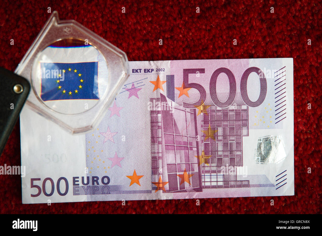 500 euro geldschein -Fotos und -Bildmaterial in hoher Auflösung – Alamy