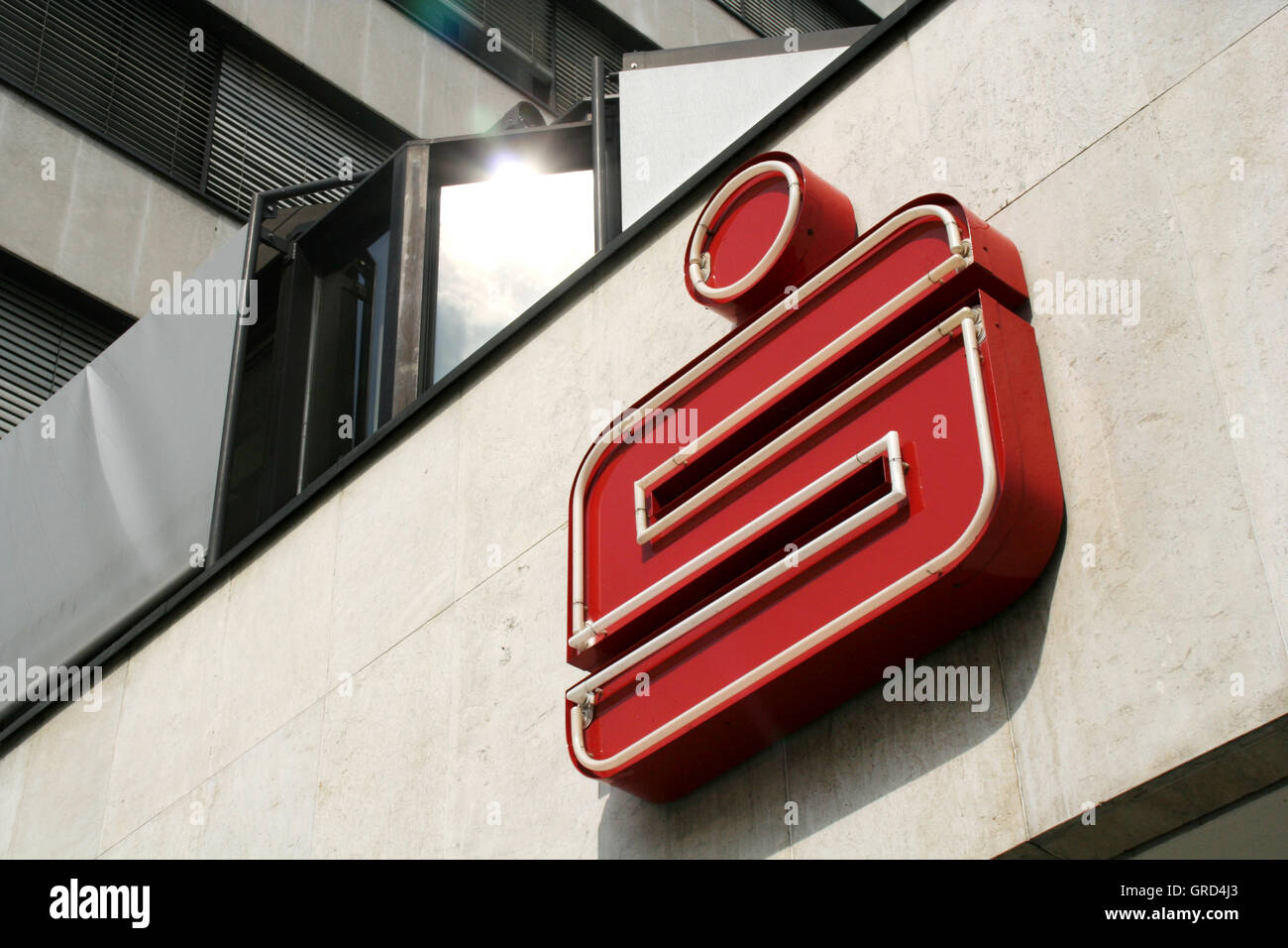 Sparkasse bank logo -Fotos und -Bildmaterial in hoher Auflösung – Alamy