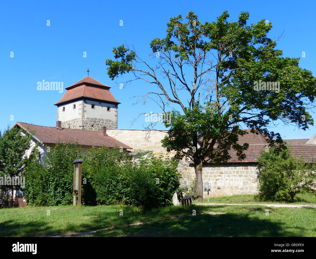 Alte Stadtmauer von Sesslach, Upper Franconia, Bayern, Deutschland ...