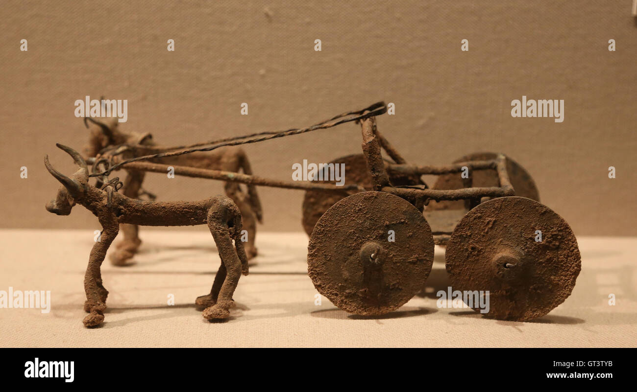 Bronze Age Metalwork Stockfotos und -bilder Kaufen - Alamy