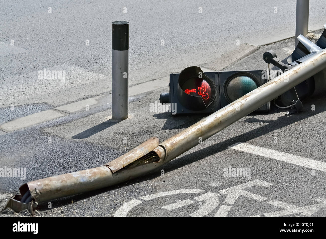 Leiche unfall -Fotos und -Bildmaterial in hoher Auflösung – Alamy