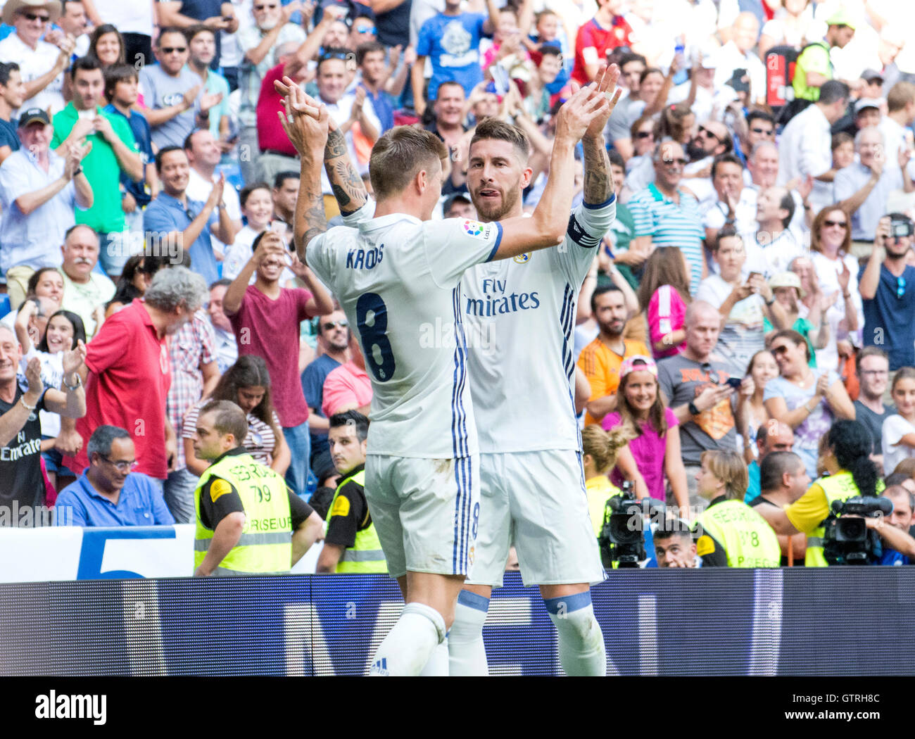 Toni kroos real madrid club de futbol Stockfotos und -bilder Kaufen - Alamy