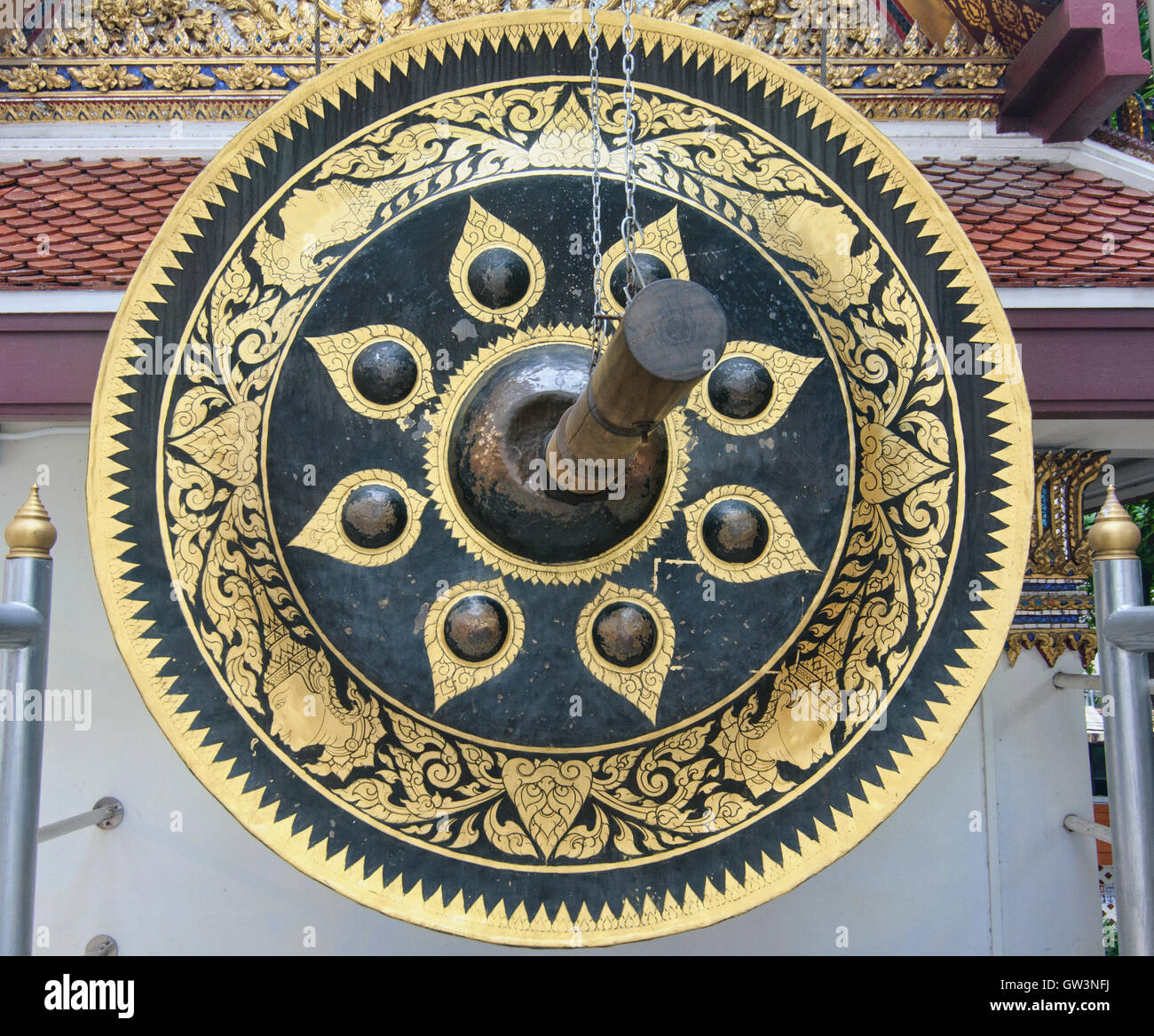 Riesigen Gong bei Wat Saket (Goldener Berg) in Bangkok, Thailand ...