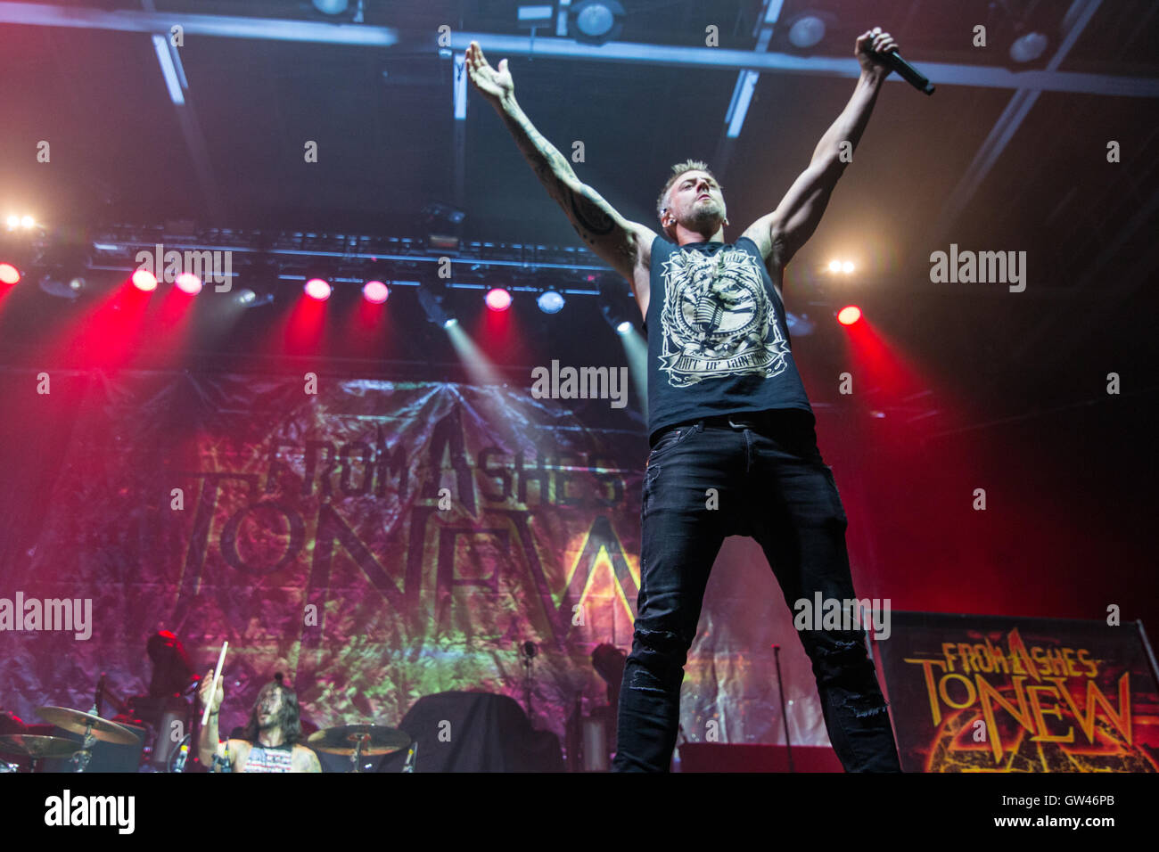 Aus der asche -Fotos und -Bildmaterial in hoher Auflösung – Alamy