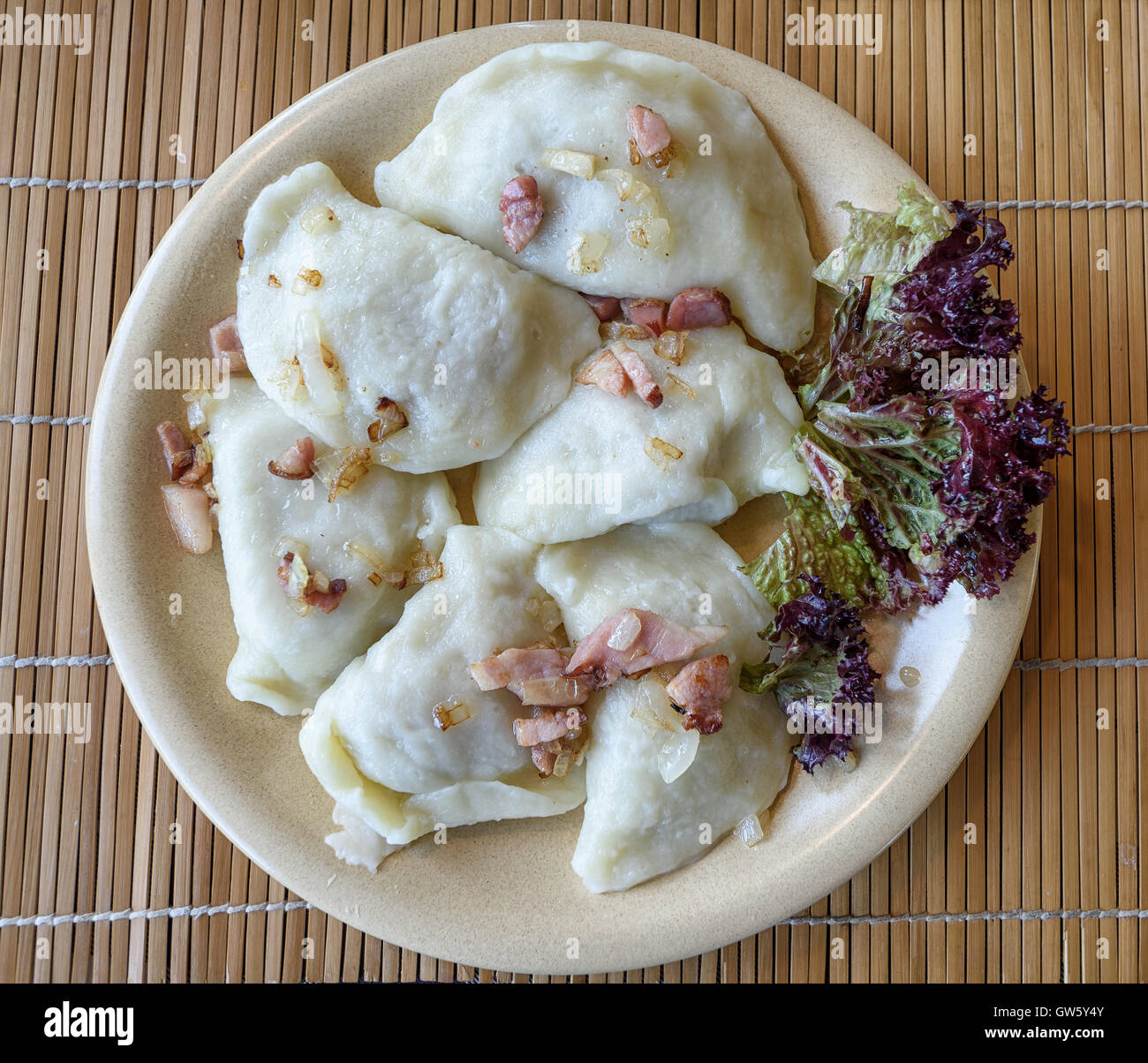Traditionelle polnische pierogi -Fotos und -Bildmaterial in hoher ...