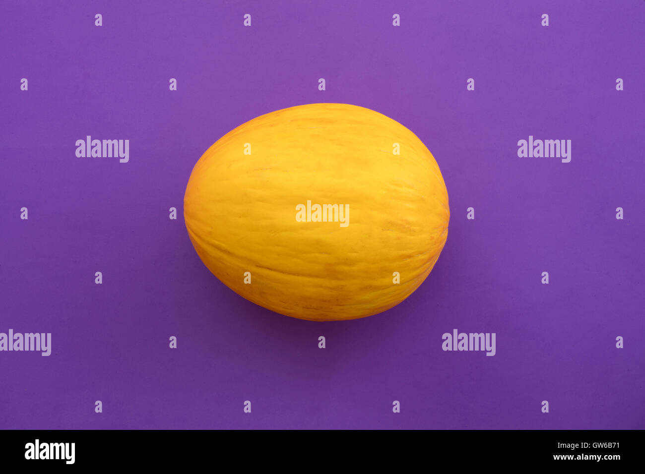 Purple melon -Fotos und -Bildmaterial in hoher Auflösung – Alamy
