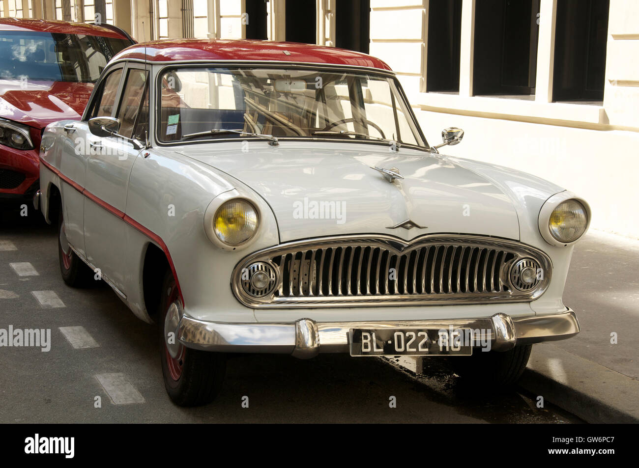 Simca ariane -Fotos und -Bildmaterial in hoher Auflösung – Alamy