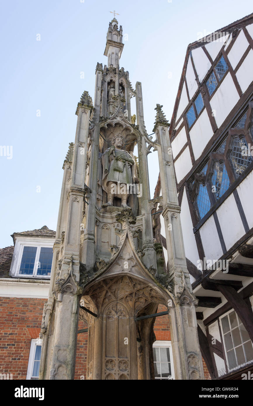 Stadtkreuz oder buttercross winchester -Fotos und -Bildmaterial in ...