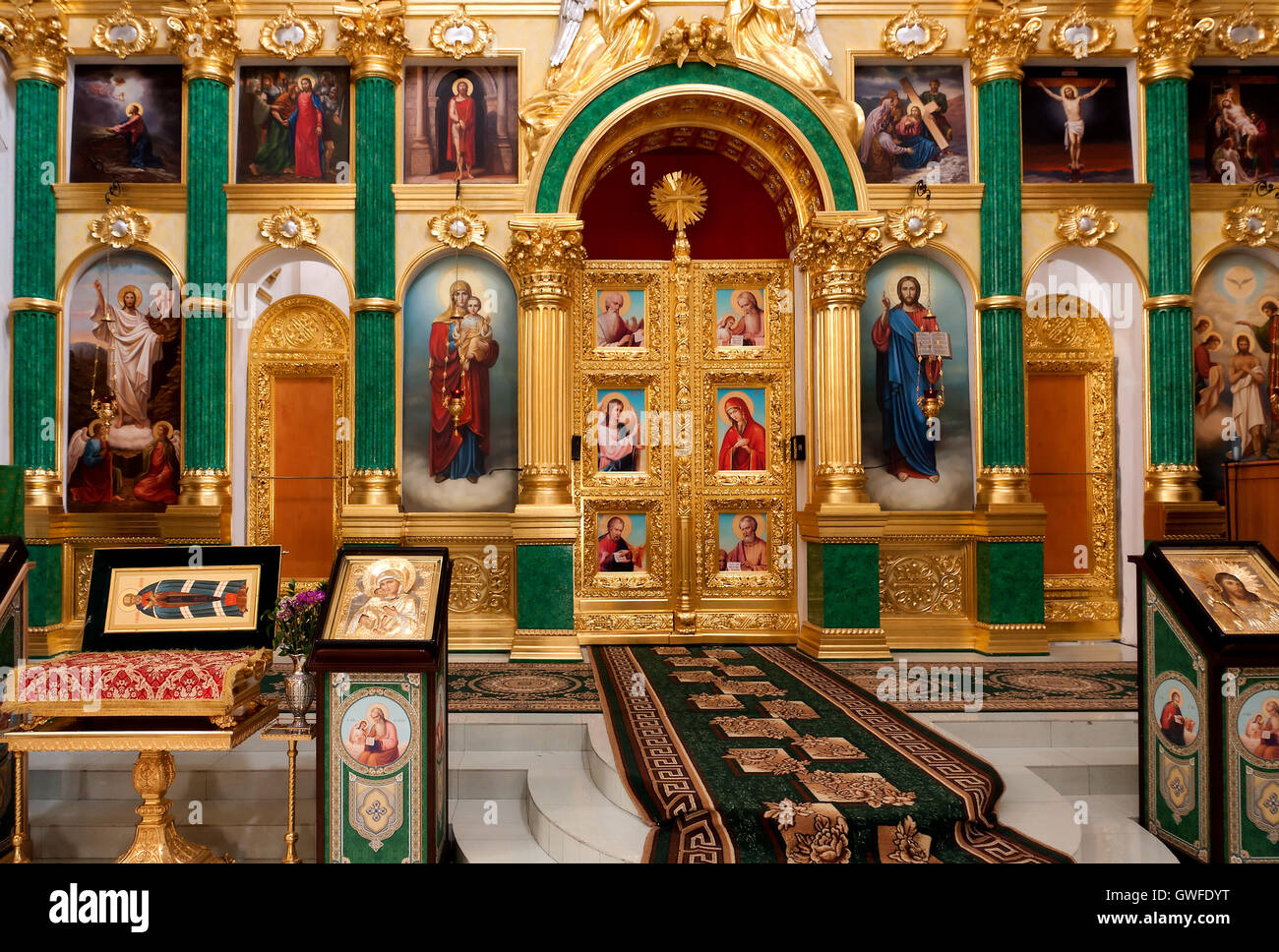 Russisch orthodoxe kirche -Fotos und -Bildmaterial in hoher Auflösung – Alamy