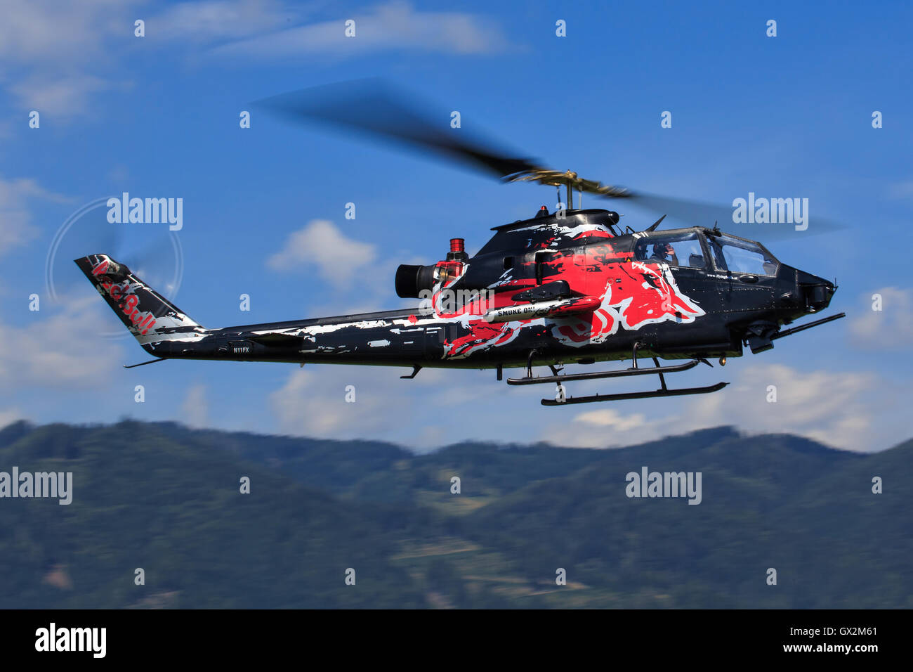 Bell helicopter -Fotos und -Bildmaterial in hoher Auflösung – Alamy